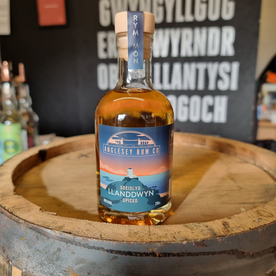 Craft small batch Welsh Rum – Anglesey Rum Co